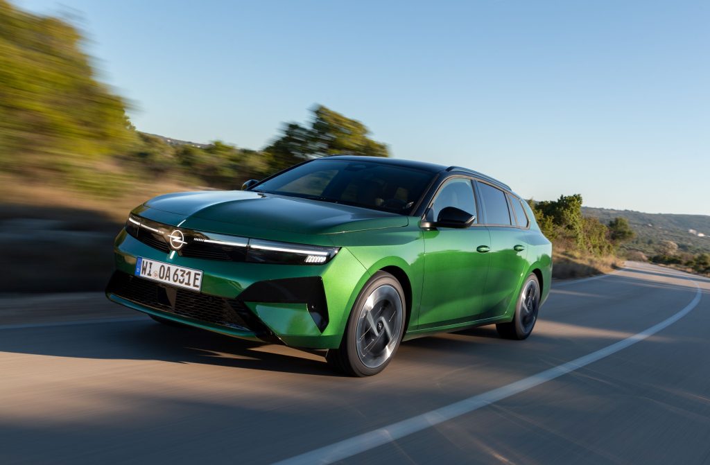 Novo Opel Astra chega em várias versões: EV, HEV, PHEV... e diesel ...